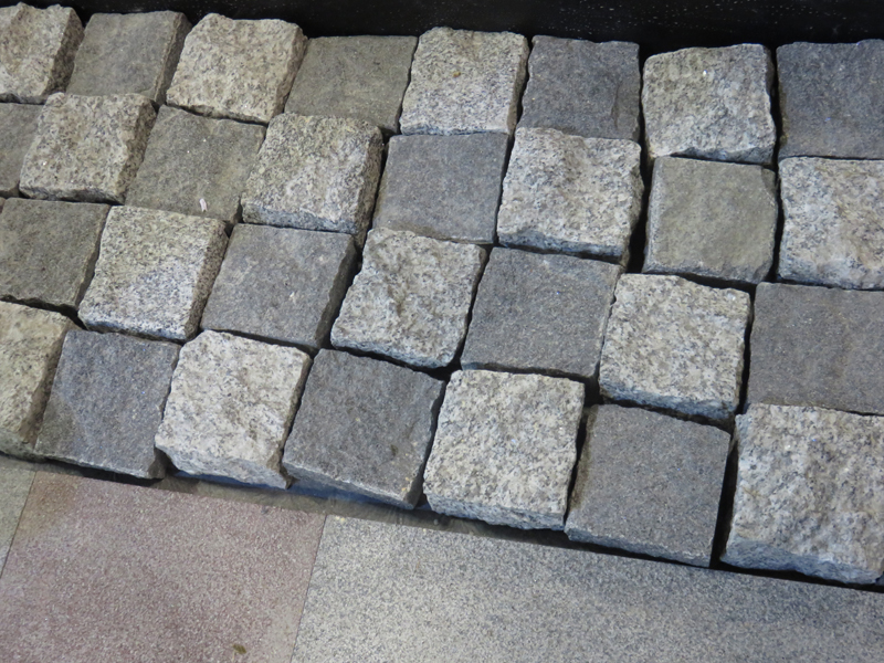 Mixed color cobblestone stone pavement Newstar Stone